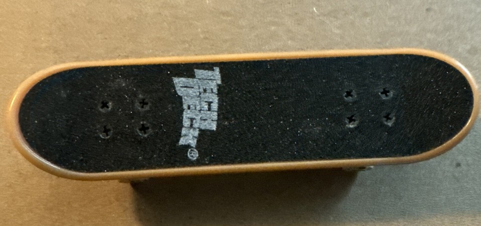 Vintage Tech Deck Stevie Williams DGK All Day Graffiti Fingerboard ...