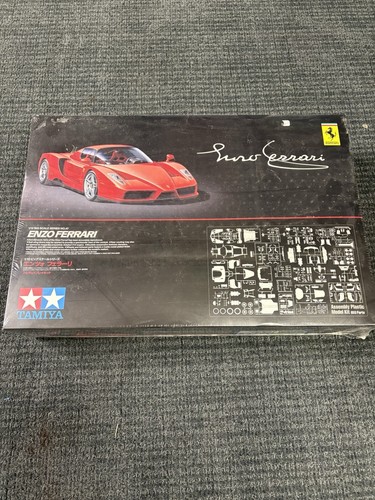 Tamiya Enzo Ferrari 1:12 Scale Model Kit 12047 | eBay