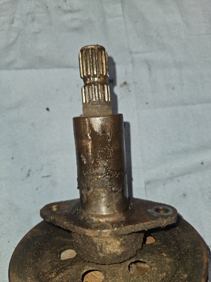 Cub Cadet 3000 Series Pto Spindle 3225 3204 3206 3240 3235 3100 | eBay