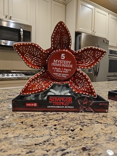 Target Exclusive Stranger Things Season 5 Demogorgon Bundle Mystery ...