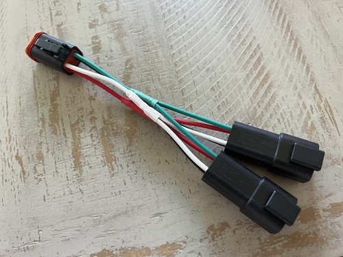 DT Deutsch Y-split 4 Port Cable 4 Pin Double Output | eBay