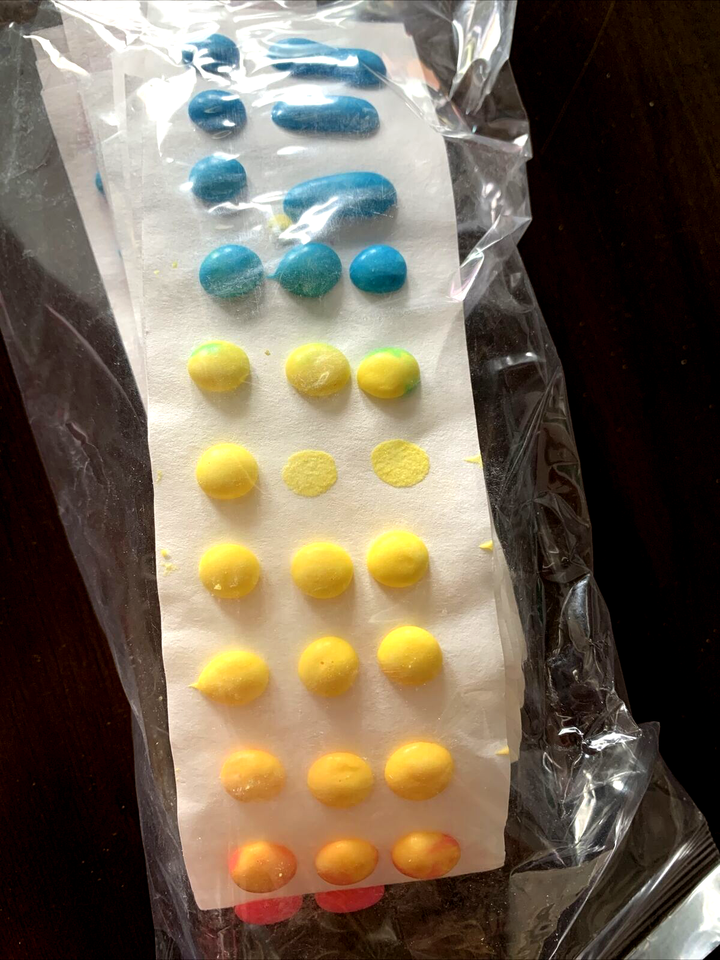 New Classic Candy Dots on Paper: Vintage Style Edible Multicolor Sealed ...