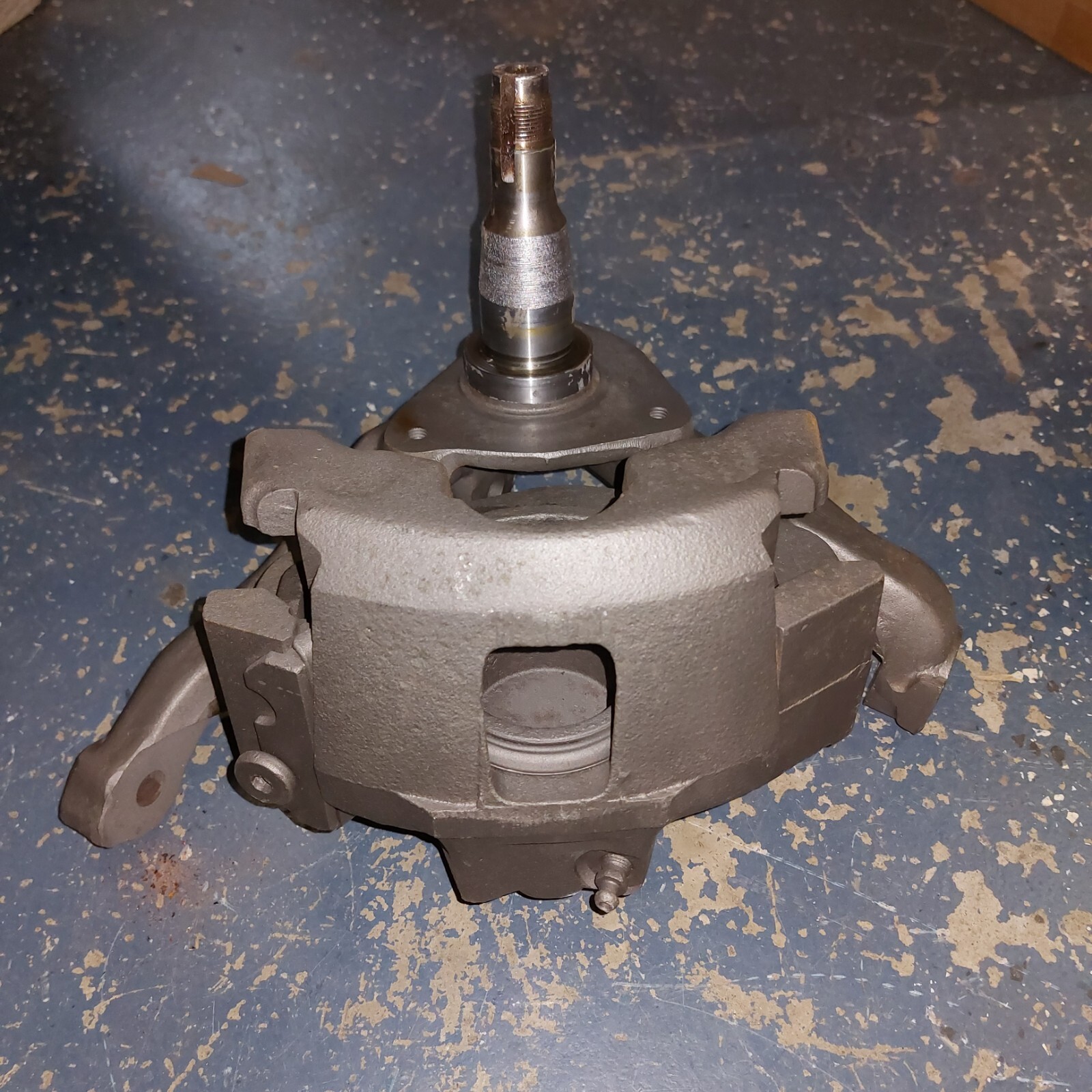 Set 1975-1980 Ford Granada Front Drum Brake Spindles | eBay