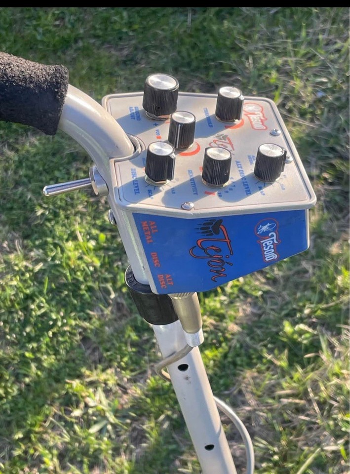 Tesoro Tejon Metal Detector | eBay