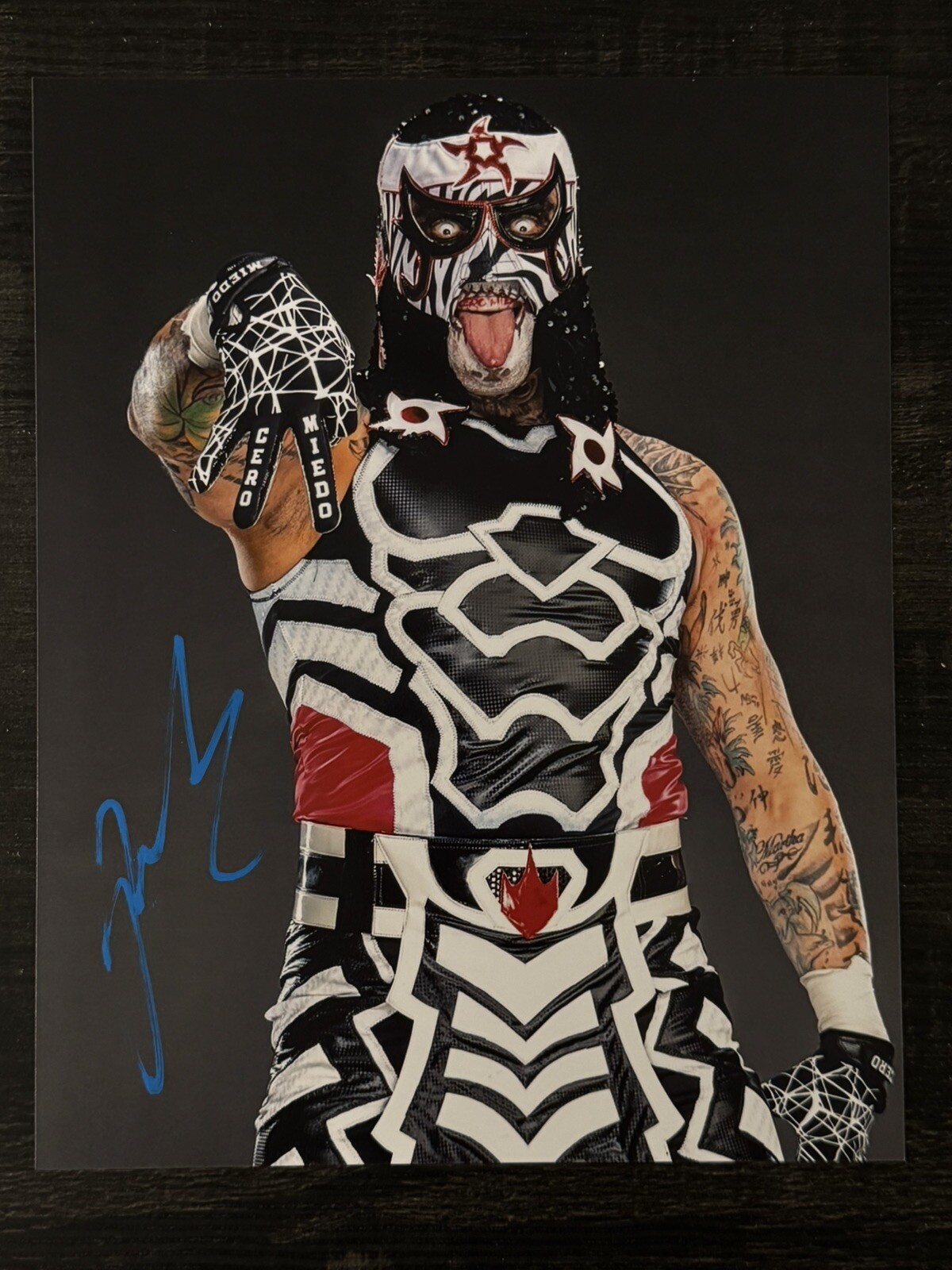 Penta Pentagon Jr (World Wrestling Entertainment) Signed WWE AEW 8x10 ...