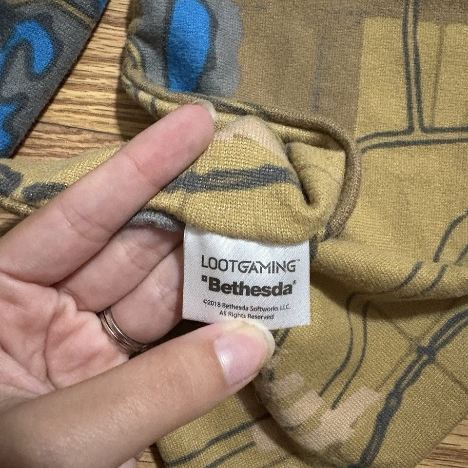 Fallout 4 Wasteland Map Scarf | Bethesda Loot Crate Exclusive | eBay