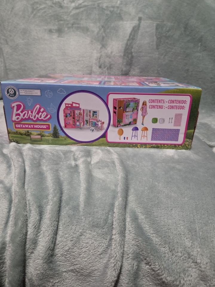 Barbie Dollhouse Getaway House - New & Sealed Contents - Portable ...