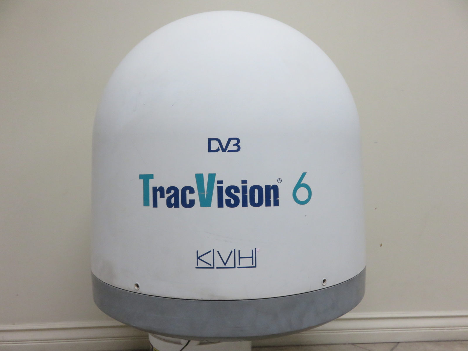 KVH TracVision 6 DV3 Mobile Marine 24" Satellite TV Dish (Fits Starlink ...