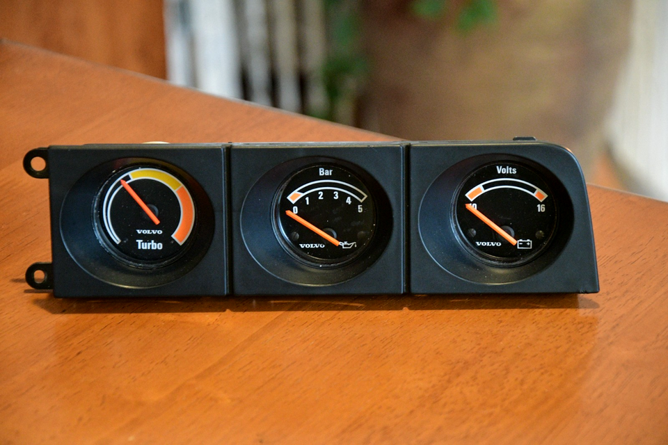 Volvo 240 242 244 245 Turbo Triple Gauge Cluster, Volts, Turbo, Oil ...