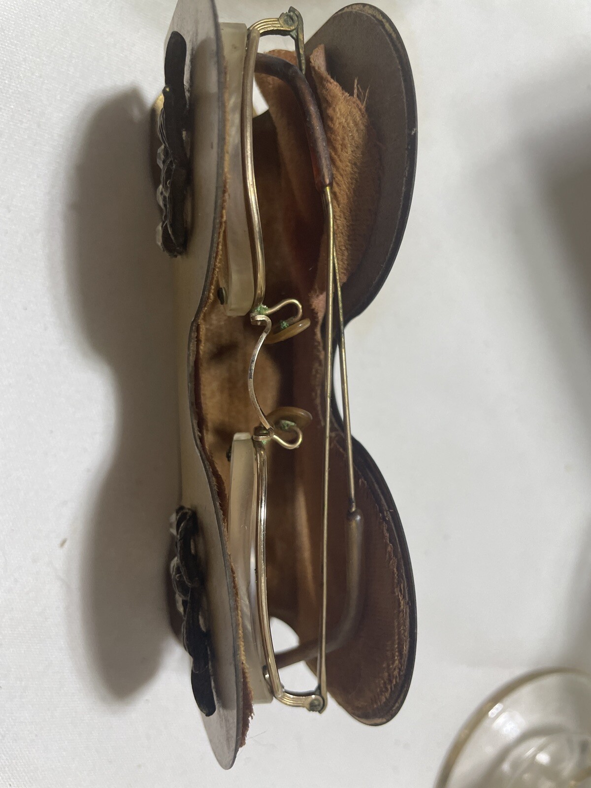 Vintage Footed Eyeglass Caddy Holder Cats Eye Rhinestones Gold Tone ...