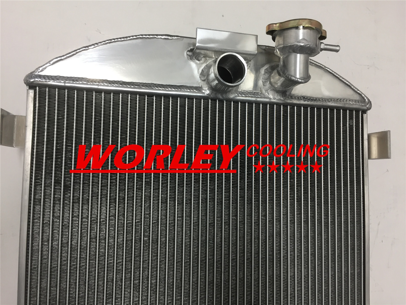 QLD-Aluminum Radiator 3 Core 64mm For 1932 32 Ford Chopped Ford Engine ...