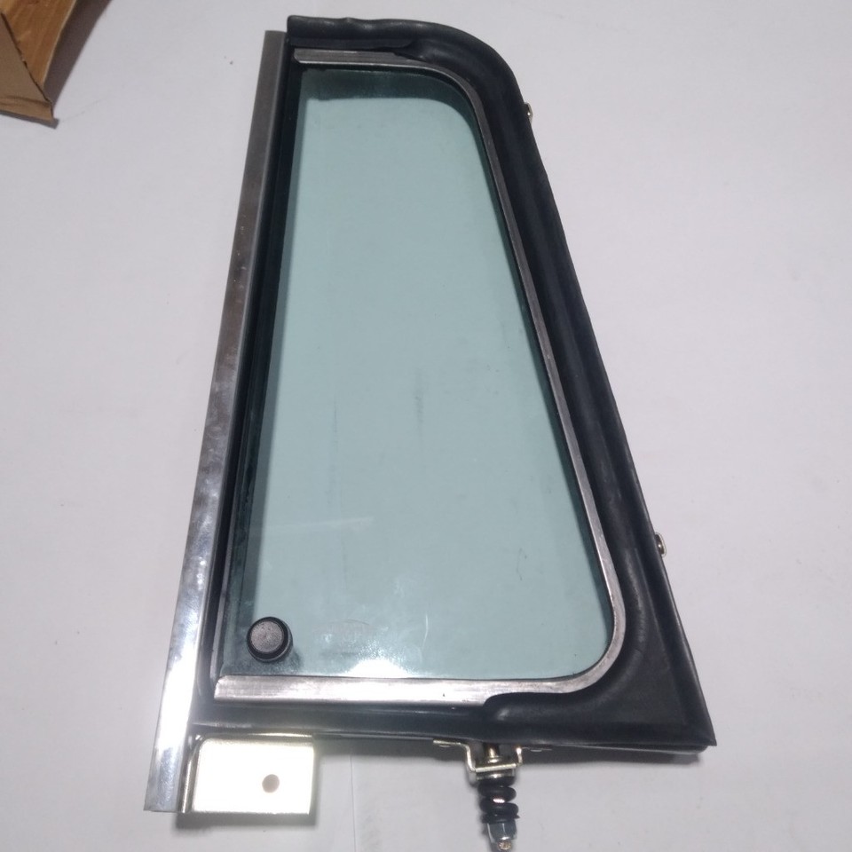 Peterbilt Vent Window Assembly, Cab Door, RH p/n 20-16631R | eBay