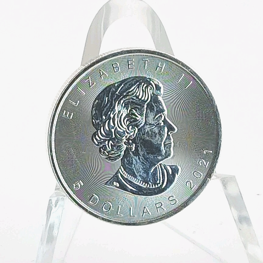 2021 Canadian Silver Maple Leaf 1oz .9999 Queen Elizabeth's II Effigy ...