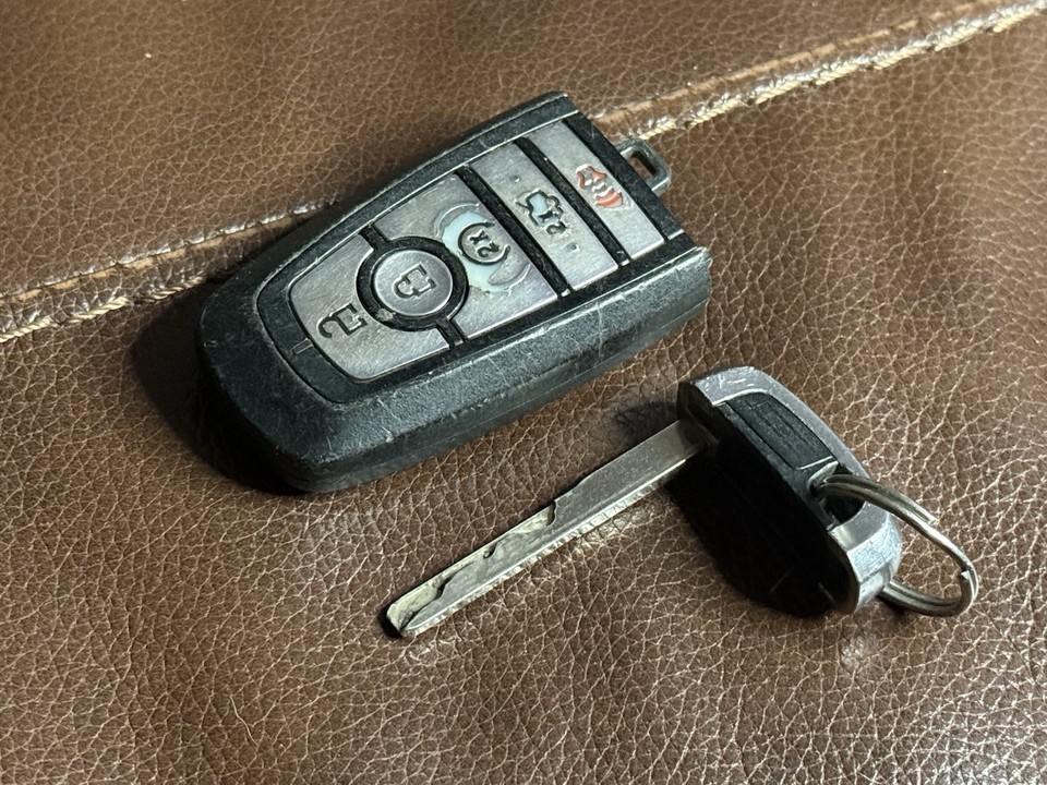 2018-2022 FORD EDGE OEM FIVE BUTTON SMART KEYLESS REMOTE KEYFOB | eBay