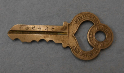 Vintage Old Antique Chicago Hardware Company w Cutout Head Ornate Key ...