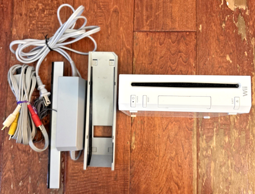 Nintendo Wii White Console RVL-001 Bundle Tested With Cables & Sensor ...
