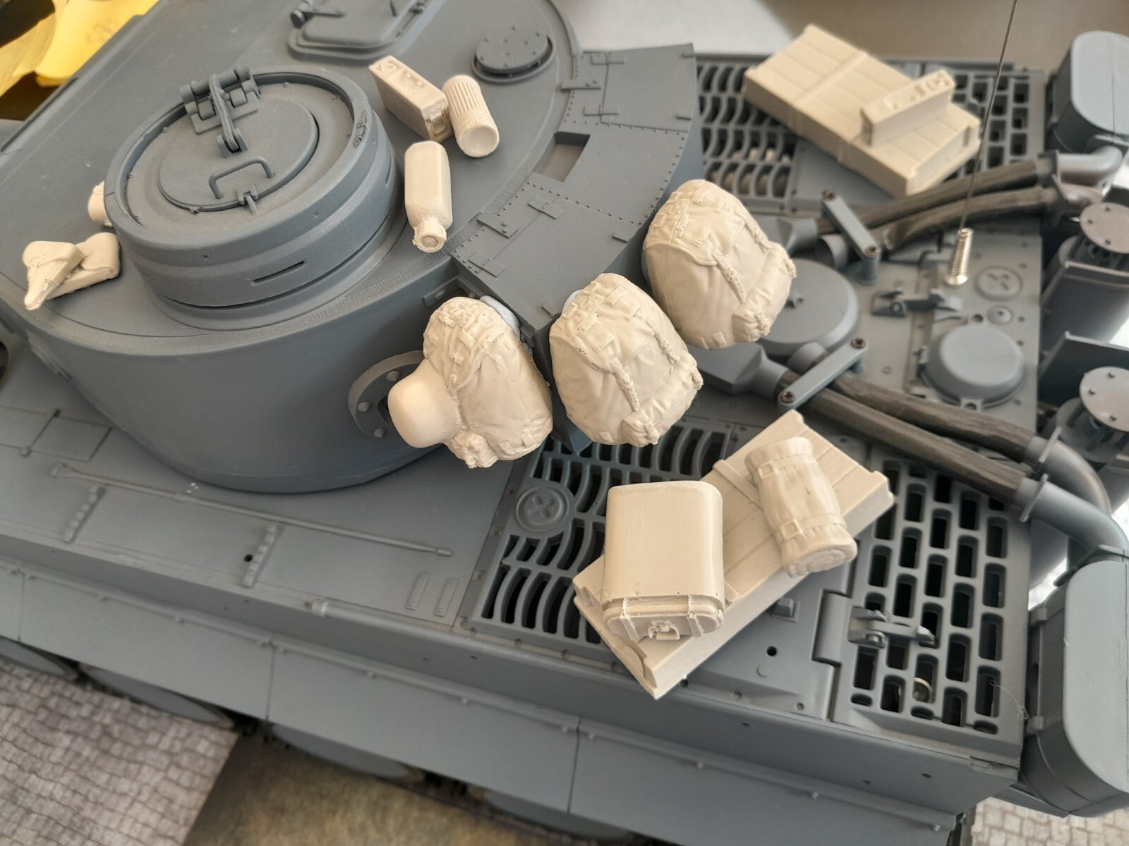 1/16 German Tank Stowage / accessories . DAK VERSION | eBay UK