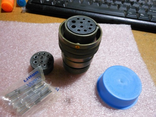 ITT VEAM ( LITTON ) CONNECTOR W/CONTACTS # CIR06M-24-20S NSN: 5935-01 ...