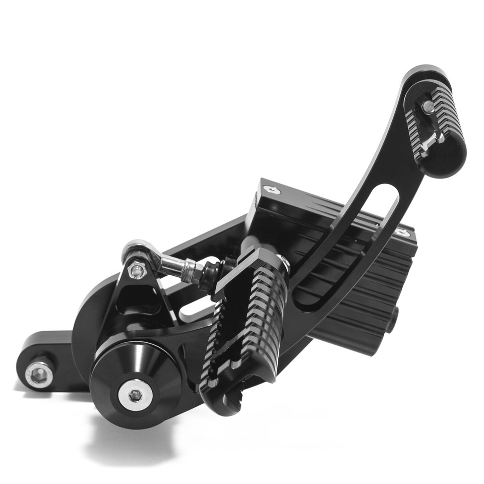 CNC Forward Controls Footpegs for Harley Softail 18-24 Heritage Deluxe ...