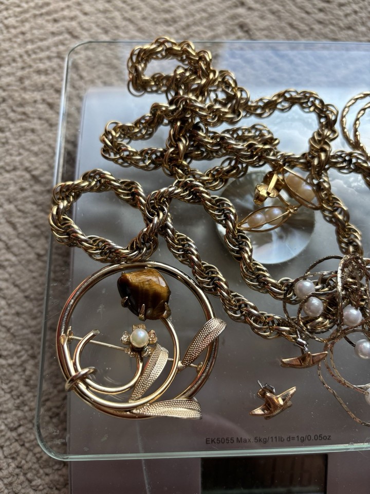 Huge Vintage Gold Jewelry Lot- UNTESTED-scrap/ Wear Lot | eBay