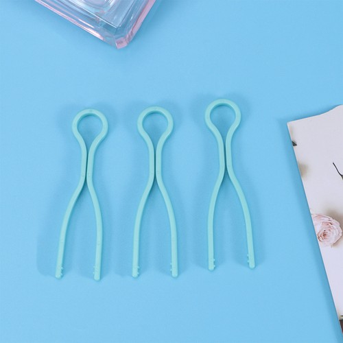 30 Pcs Thread Sewing Machine Clamps Bobbin Clip Bobbins Minders | eBay UK