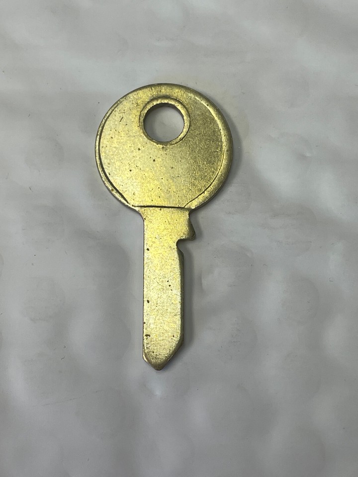 Vintage Jaguar, British Leyland, Rootes Group, SAB Key Blank, Taylor ...