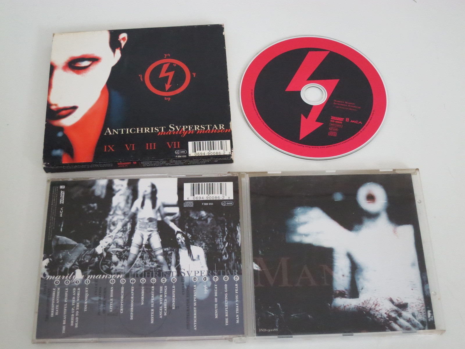 Marilyn Manson Antichrist Superstar Album Cover