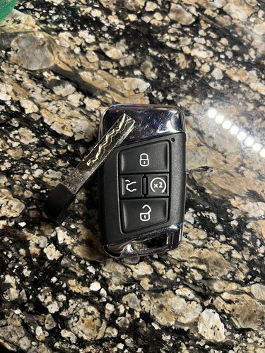 OEM 2018-2023 Volkswagen 5-Button Smart Key Fob KR5FS14T 3G0.959.752.BQ ...