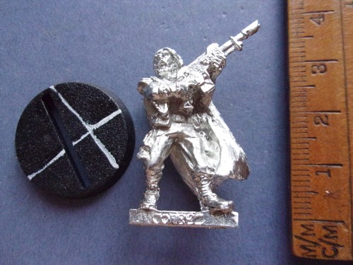 Gaunts Ghosts Tanith Colm Corbec Colonel Citadel GW Imperial Guard 40k ...