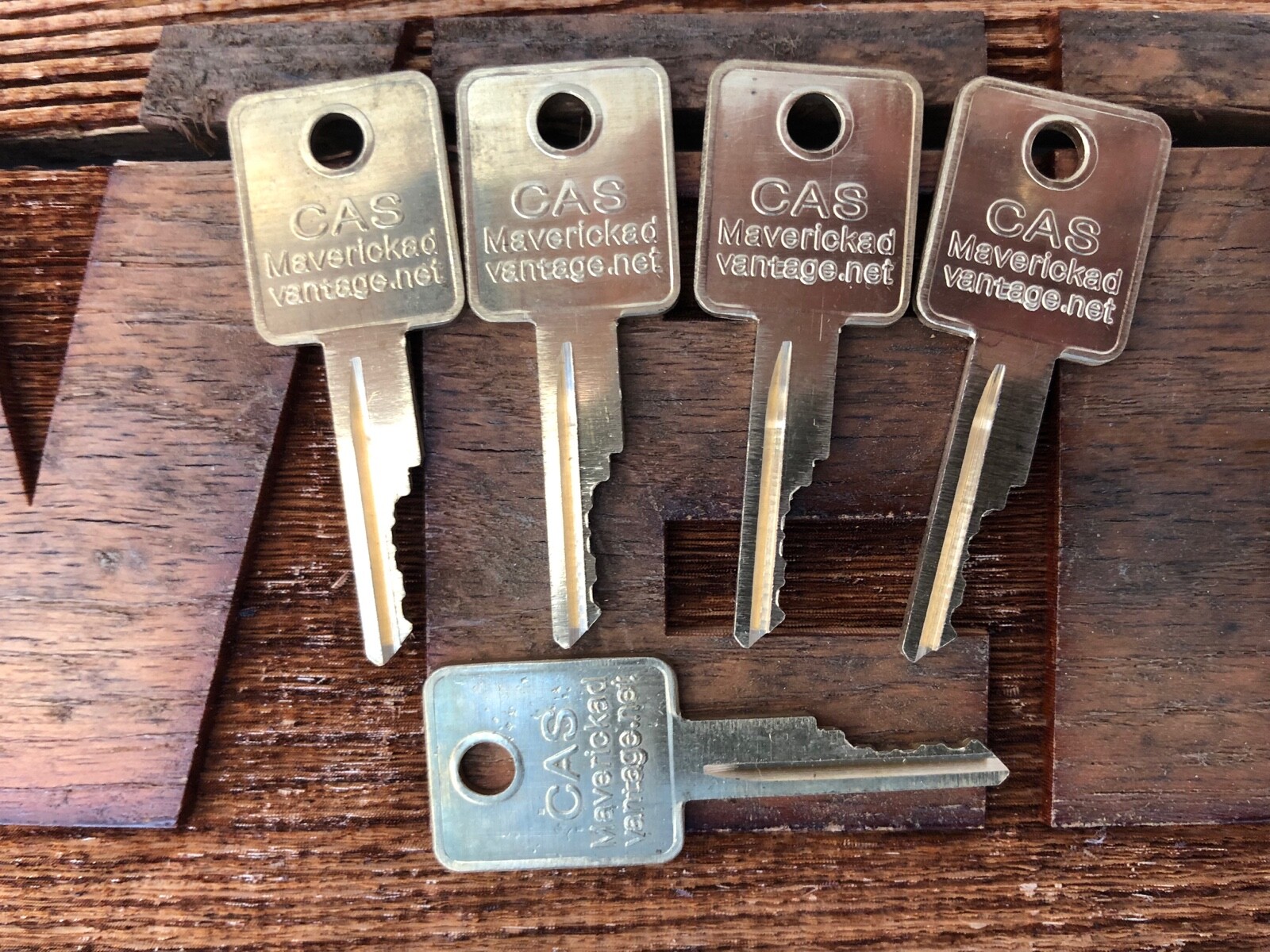 5 keys fits CaseIH Bobcat Volvo Vermeer JLG Ing-Rand Compactor Backhoe ...