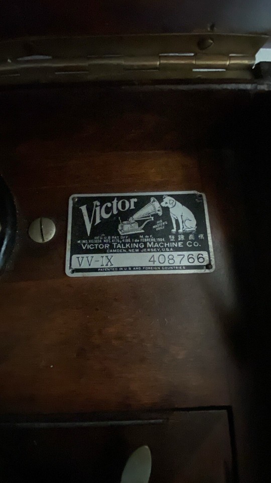 Victor Talking Machine VV-IX Hand Crank Record Player AS IS | eBay