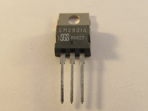 2 Stück/pcs - LM2931A SGS Low Dropout Voltage Regulator 5V, 0,4A, TO220 ...