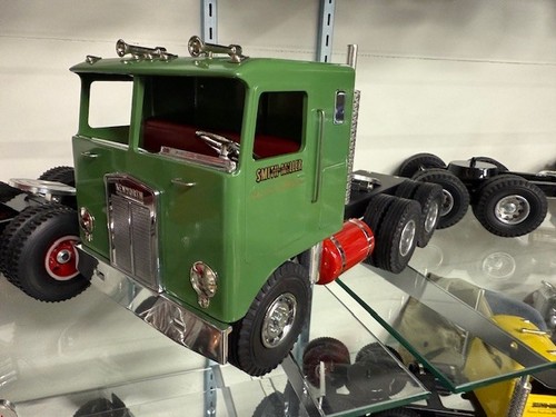 SMITH MILLER KENWORTH SHORTY TRUCK HARD TO FIND IN GREEN WITH RED TANKS ...