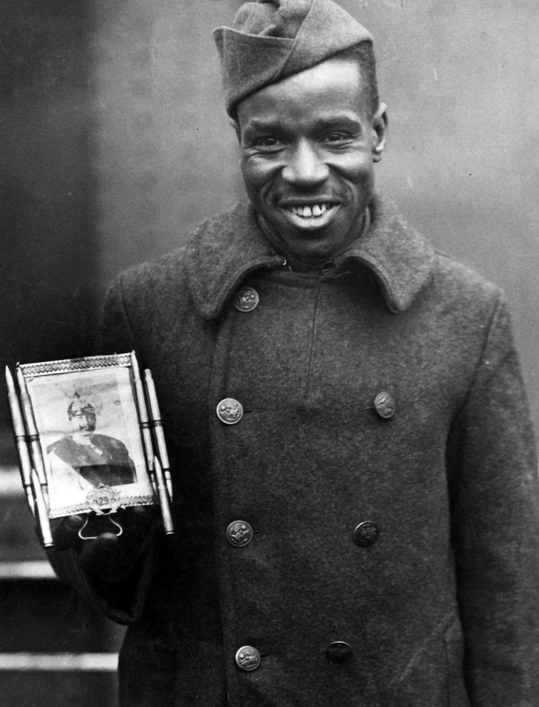 WWI Famous AA Soldier Corp Fred McIntyre Keeps Kaisers Photo as ...