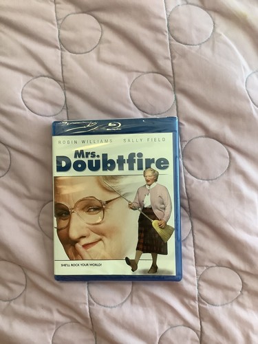 Mrs. Doubtfire. Blu ray Disc. New Sealed. Robin Williams Sally Field | eBay
