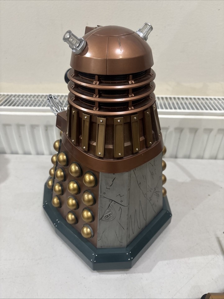 Doctor Who Remote Control THAY ! dalek 12" inch Bronze With remote ...