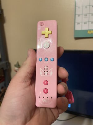 Princess Peach Nintendo Wii Motion Plus Remote Controller OEM RVL-036 ...