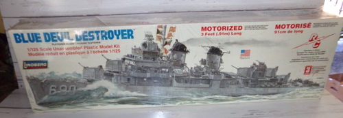 Lindberg Blue Devil Destroyer 1/125 Scale Motorized Model Kit New in ...