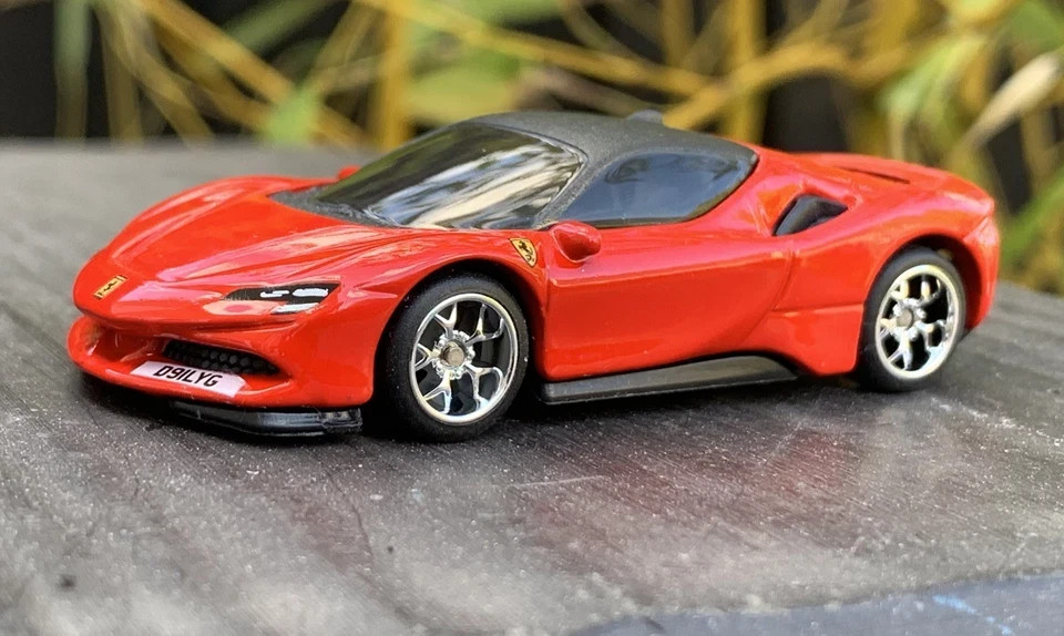 FERRARI SF90 Stradale by Hot Wheels - Modified Metal Real Riders 1:64 ...