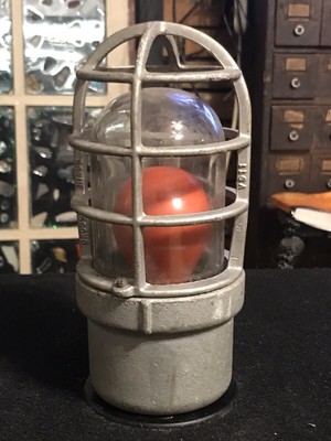 Fixtures - Vapor Light