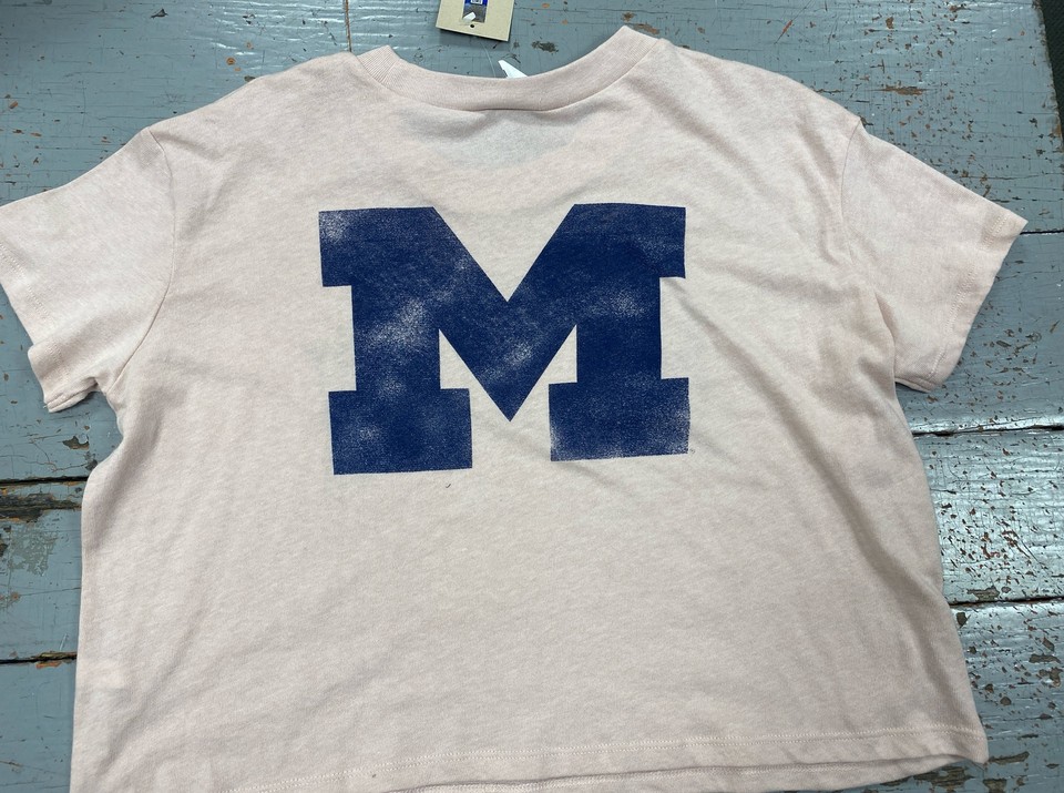 MICHIGAN Wolverines Women's Cropped Tee Shirt Medium Licensed NWT | eBay
