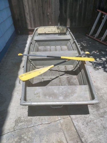 Aluminum Row Boat with Yellow Oars | eBay