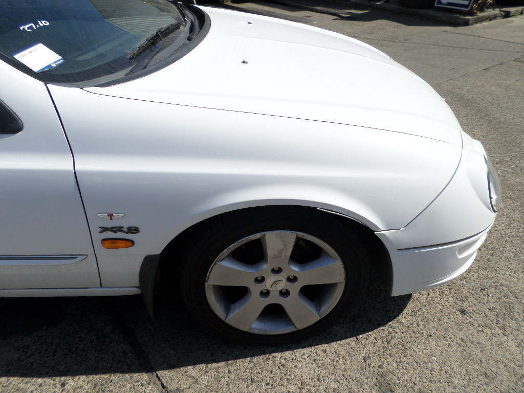 2000 Ford AU Falcon XR8 Differential Centre S/N# V6720 BG4442 | eBay ...