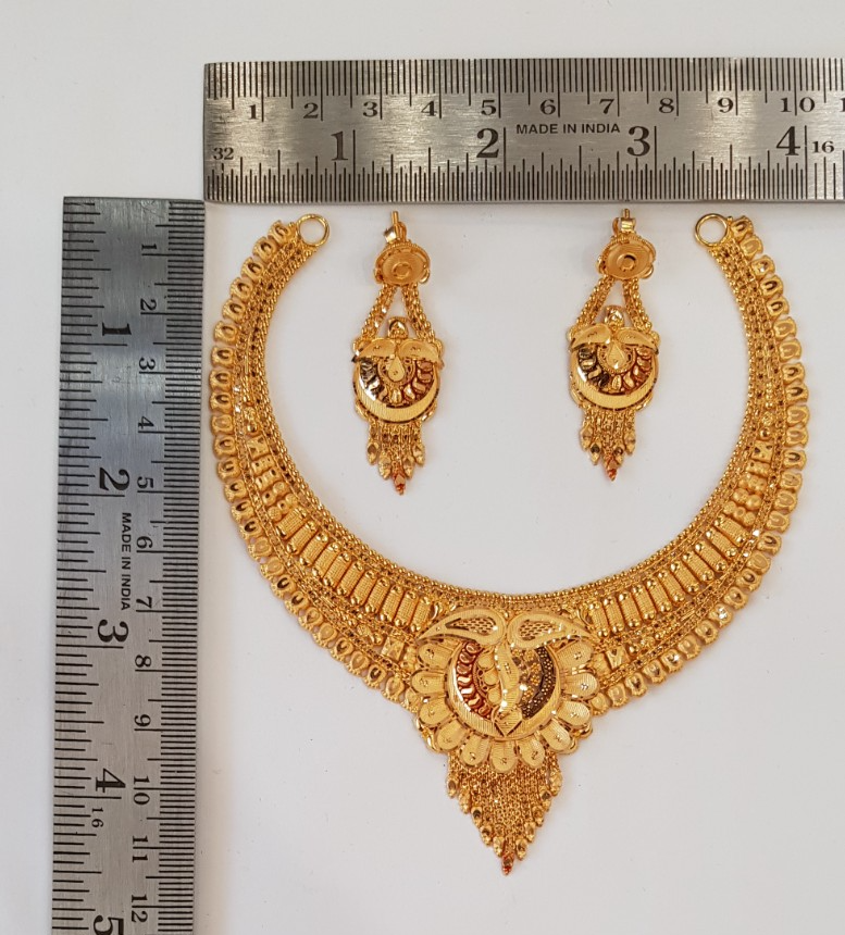 Designer Plain Yellow Gold Hallmark 22K Solid Gold Indian Traditional ...