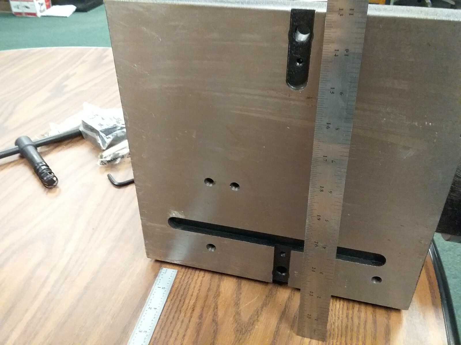 8" PRECISION TILTING ROTARY TABLE w. 6-jaw 6" chuck centering adapter ...