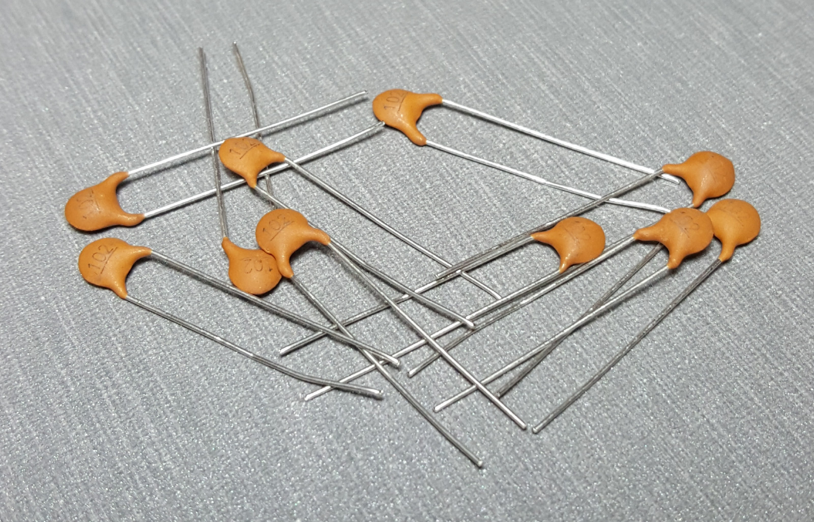 0.001uF 1N 50V Y5P 5mm Ceramic Capacitor Pack of 10/20/50 | eBay Australia