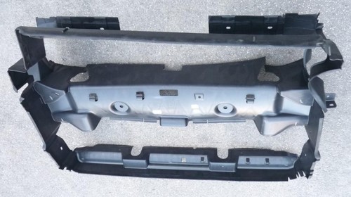 2019-2022 BMW G20 G21 330e 330i Air Duct, Radiator 51747455961 OEM A1 ...