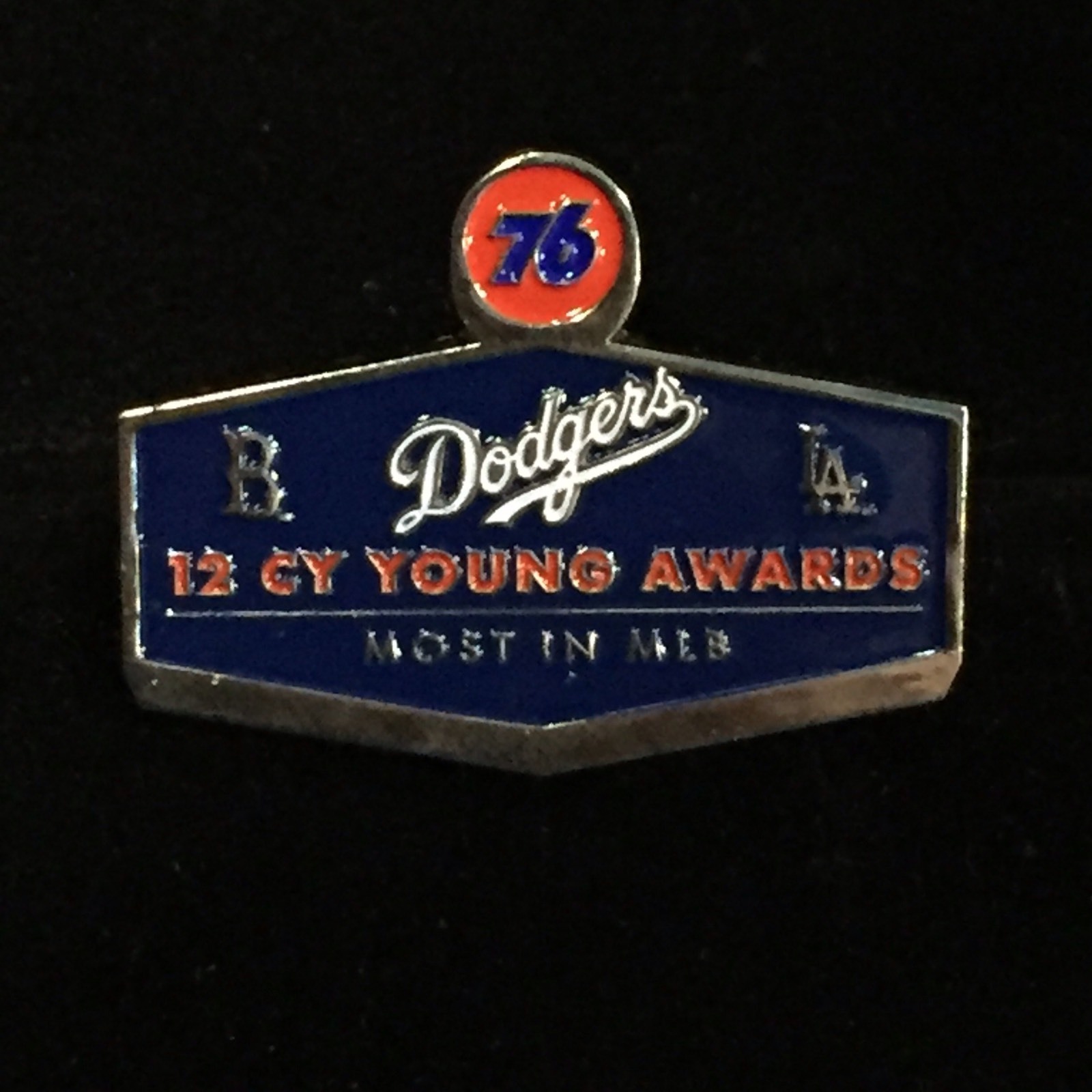 NEW 2015 Dodgers CY Young Scoreboard Lapel / Collectors Pin - Union 76 ...
