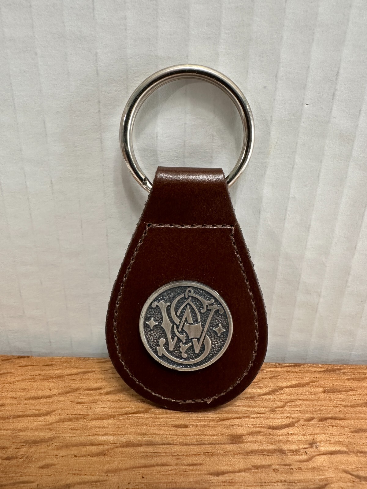 Smith & Wesson, Keyring, Top Grain Cowhide | eBay