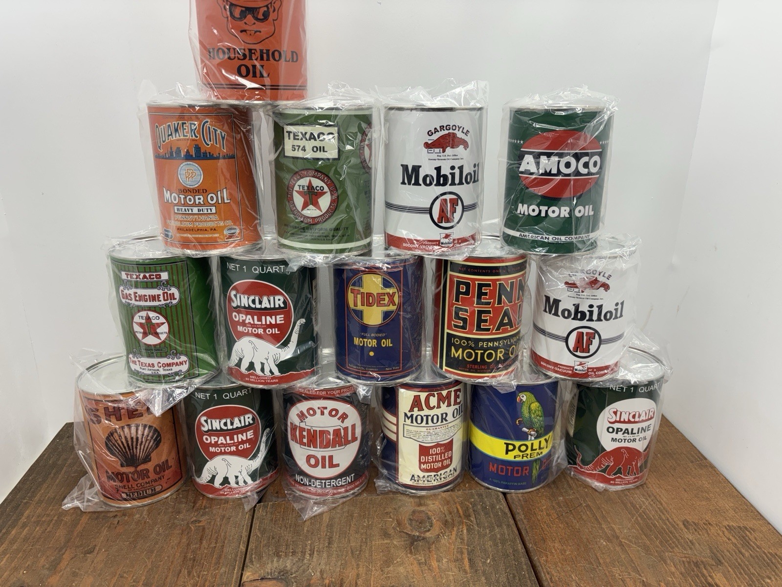 Reproduction Oil Cans 1 qt. 16 Cans - GREAT SPECIAL - Lot 4 | eBay